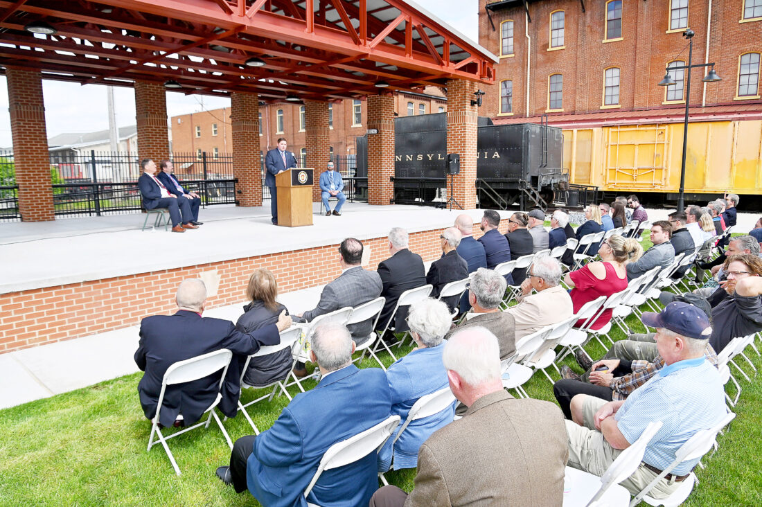 Railroaders Museum dedicates rail yard | News, Sports, Jobs - Altoona ...